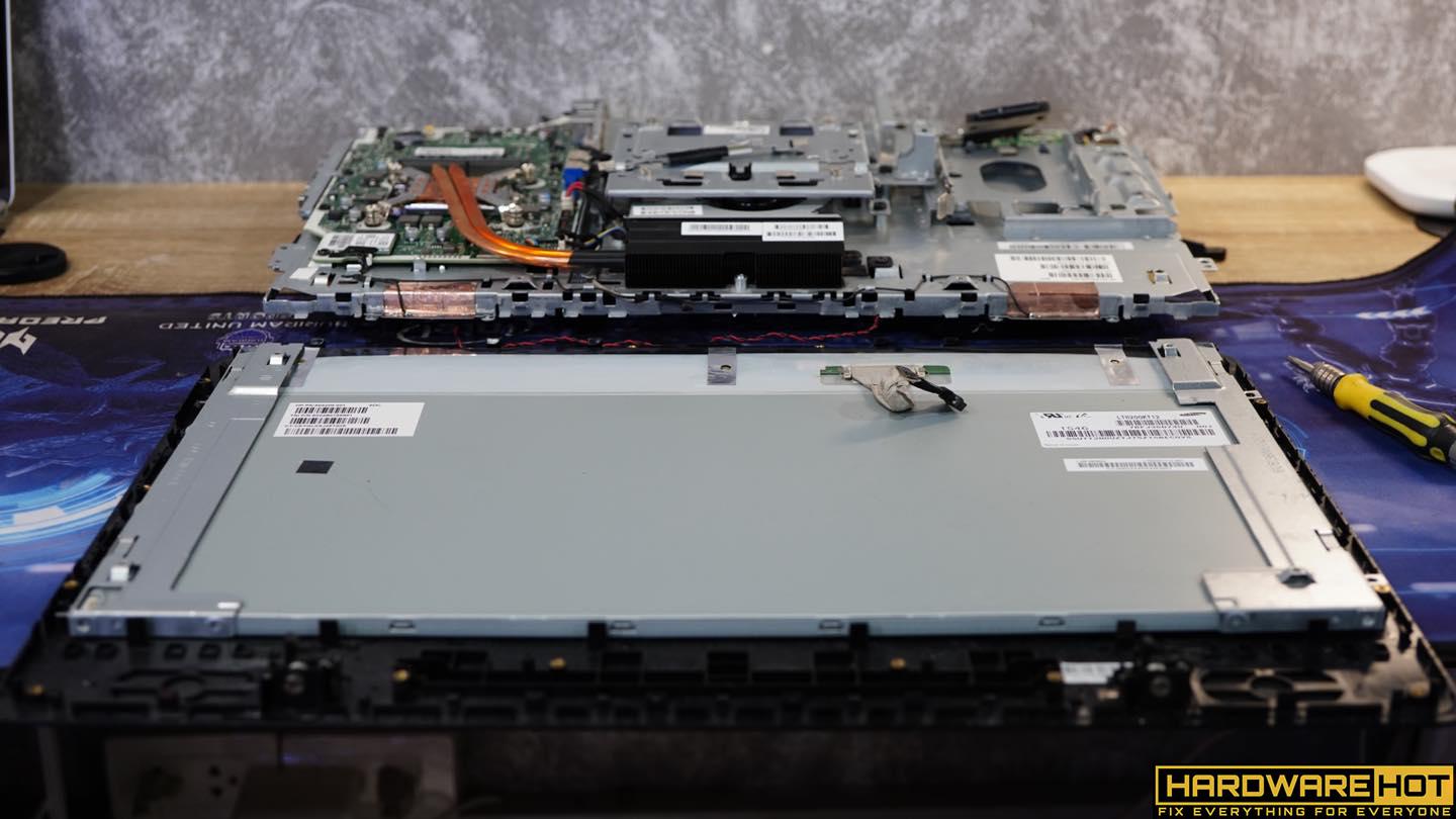 รับเปลี่ยนจอ ALL IN ONE HP PRO ONE 400 G2 อาการจอเสีย จอเป็นเส้น